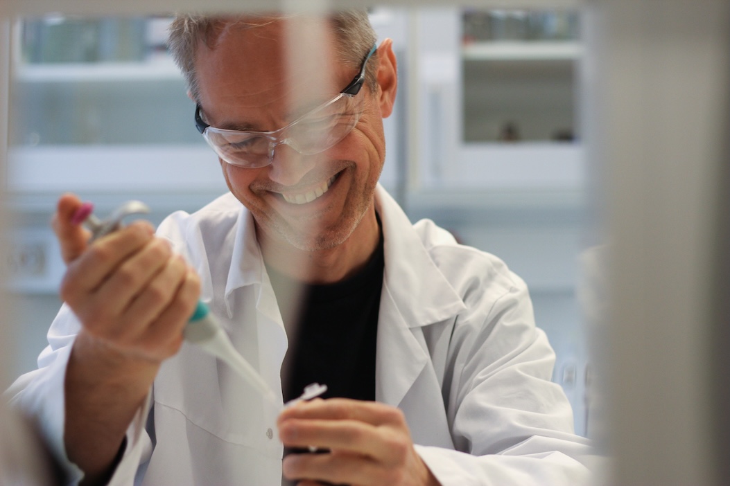 Breakthrough: Now we can detect specific DNA with a phone